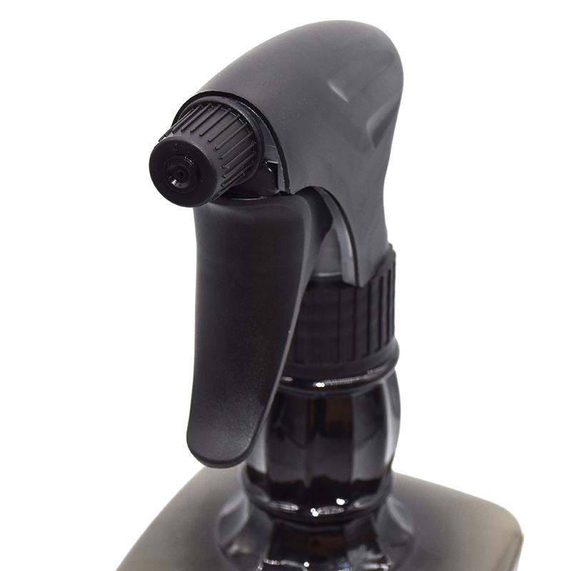 Just Water Barber Bottle Spray (Black) | Red One Australia